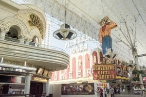 Las Vegas Weather in April - Average Temperature and Highs and Lows